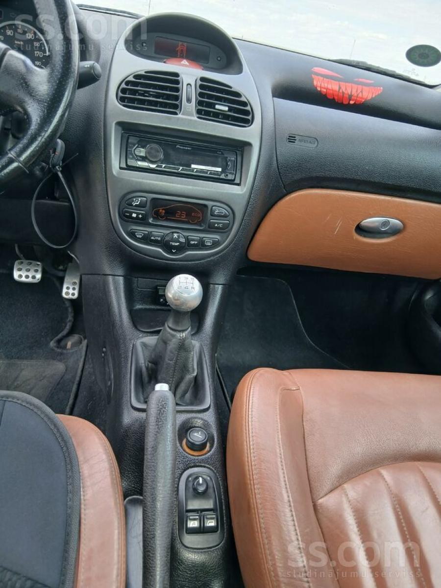 Pelēks Peugeot 206 2004 Bauska, ar dzinēja tilpumu 1.60 L un nobraukumu 230 tūkst. km par 1500 €, foto 9 vietnē AUTOMOTO.COM.LV