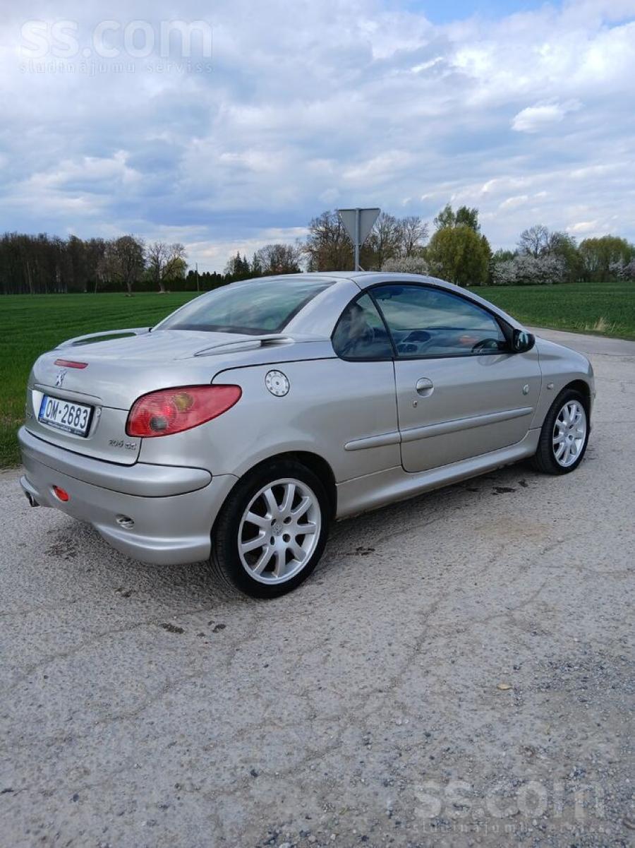 Pelēks Peugeot 206 2004 Bauska, ar dzinēja tilpumu 1.60 L un nobraukumu 230 tūkst. km par 1500 €, foto 17 vietnē AUTOMOTO.COM.LV