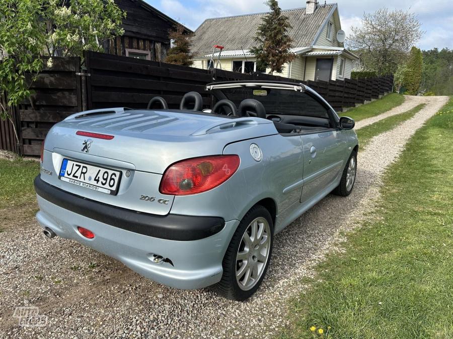 Grey Peugeot 206 2005 in Utena, with an engine capacity of 1.60 L and mileage of 191 thousand km for 1200 €, photo 7 on AUTOMOTO.COM.LV