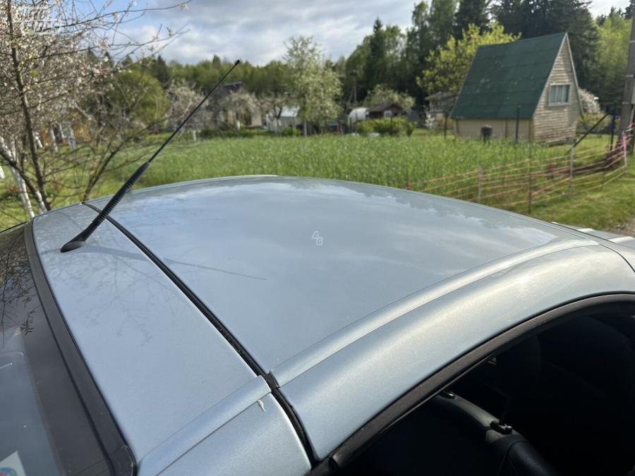 Grey Peugeot 206 2005 in Utena, with an engine capacity of 1.60 L and mileage of 191 thousand km for 1200 €, photo 10 on AUTOMOTO.COM.LV