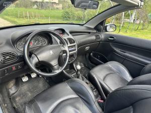 Grey Peugeot 206 2005 in Utena, with an engine capacity of 1.60 L and mileage of 191 thousand km for 1200 €, photo 12 on AUTOMOTO.COM.LV