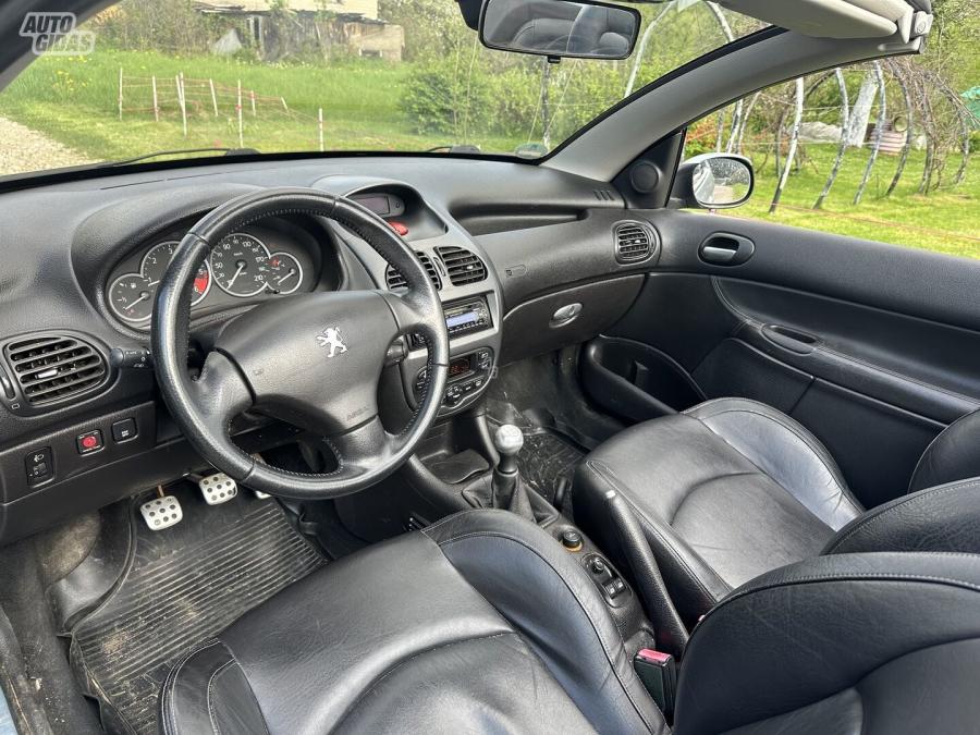 Grey Peugeot 206 2005 in Utena, with an engine capacity of 1.60 L and mileage of 191 thousand km for 1200 €, photo 12 on AUTOMOTO.COM.LV