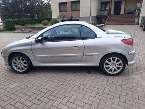 Pelēks Peugeot 206 2005 Viļņa, ar dzinēja tilpumu 1.60 L un nobraukumu 220 tūkst. km par 2150 €, foto 5 vietnē AUTOMOTO.COM.LV