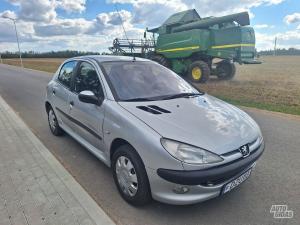 Pelēks Peugeot 206 2002 Ukmergė, ar dzinēja tilpumu 1.40 L un nobraukumu 208 tūkst. km par 555 €, foto 6 vietnē AUTOMOTO.COM.LV
