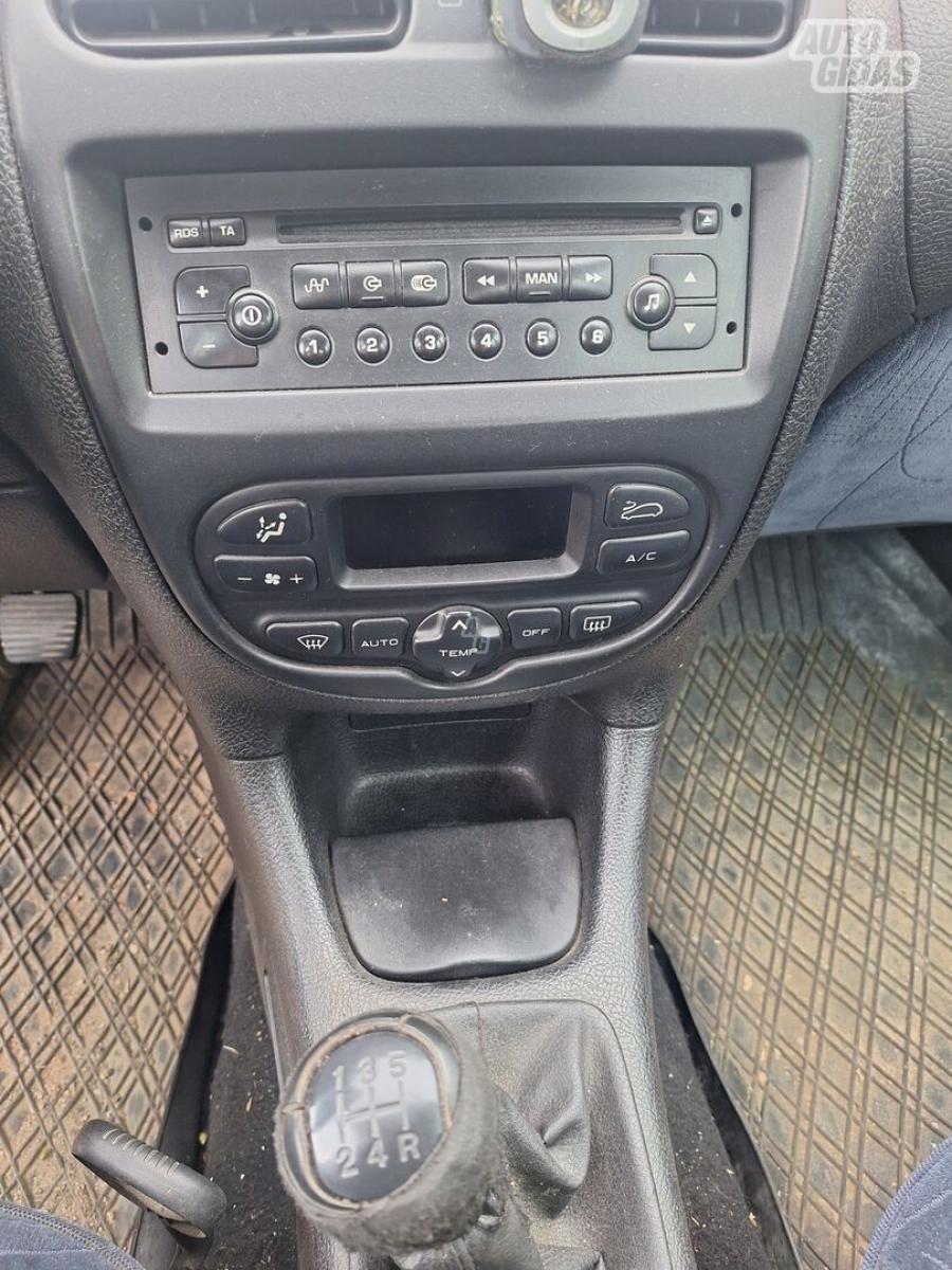 Pelēks Peugeot 206 2002 Ukmergė, ar dzinēja tilpumu 1.40 L un nobraukumu 208 tūkst. km par 555 €, foto 12 vietnē AUTOMOTO.COM.LV