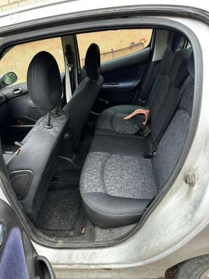 Pelēks Peugeot 206 2003 Kauņa, ar dzinēja tilpumu 1.40 L un nobraukumu 286 tūkst. km par 350 €, foto 10 vietnē AUTOMOTO.COM.LV