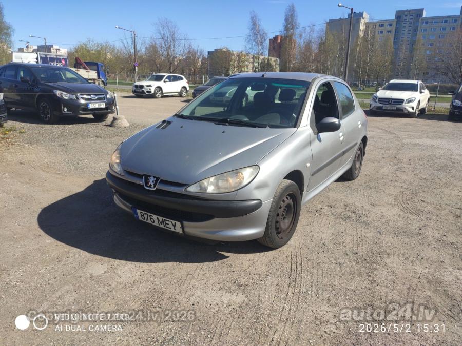 Grey Peugeot 206 2004 in Tallinn, with an engine capacity of 1.40 L and mileage of 137 thousand km for 500 €, photo 1 on AUTOMOTO.COM.LV