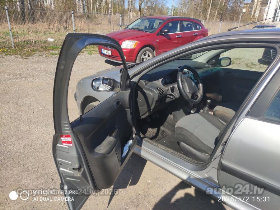 Grey Peugeot 206 2004 in Tallinn, with an engine capacity of 1.40 L and mileage of 137 thousand km for 500 €, photo 8 on AUTOMOTO.COM.LV