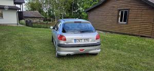 Pelēks Peugeot 206 2005 Mažeikiai, ar dzinēja tilpumu 1.12 L un nobraukumu 116 tūkst. km par 800 €, foto 5 vietnē AUTOMOTO.COM.LV