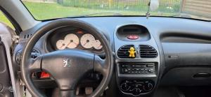 Pelēks Peugeot 206 2005 Mažeikiai, ar dzinēja tilpumu 1.12 L un nobraukumu 116 tūkst. km par 800 €, foto 8 vietnē AUTOMOTO.COM.LV