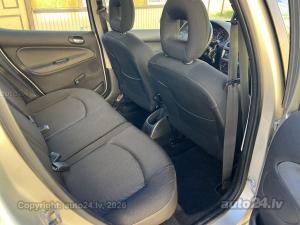 Grey Peugeot 206 2006 in Tallinn, with an engine capacity of 1.40 L and mileage of 137 thousand km for 2400 €, photo 8 on AUTOMOTO.COM.LV