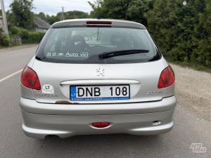 Серый Пежо 206 2007 в Каунас, объемом двигателя 1.40 л и пробегом 235 тыс. км за 790 €, фото 7 на AUTOMOTO.COM.LV