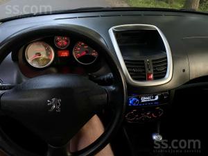 Pelēks Peugeot 206 2009 Liepāja, ar dzinēja tilpumu 1.10 L un nobraukumu 171 tūkst. km par 1400 €, foto 9 vietnē AUTOMOTO.COM.LV
