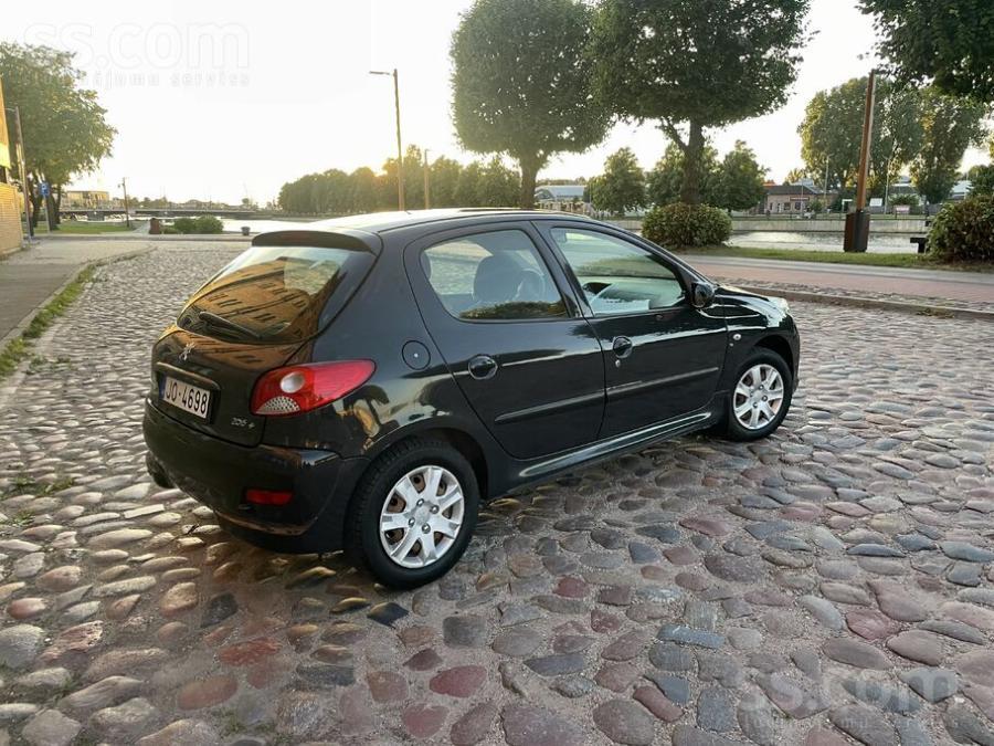 Pelēks Peugeot 206 2009 Liepāja, ar dzinēja tilpumu 1.10 L un nobraukumu 171 tūkst. km par 1400 €, foto 10 vietnē AUTOMOTO.COM.LV
