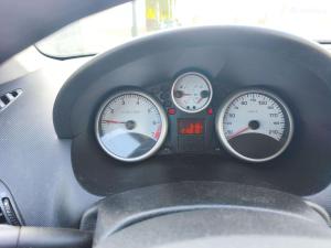 Grey Peugeot 206 2009 in Vilnius, with an engine capacity of 1.40 L and mileage of 210 thousand km for 1099 €, photo 4 on AUTOMOTO.COM.LV