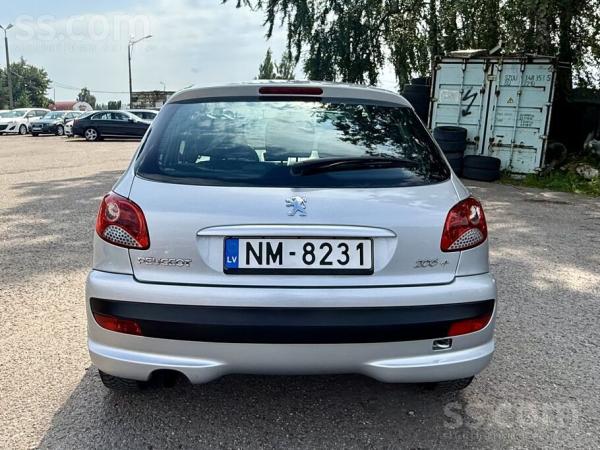 Grey Peugeot 206 2010 in Riga, with an engine capacity of 1.10 L and mileage of 0 thousand km for 2650 €, photo 7 on AUTOMOTO.COM.LV