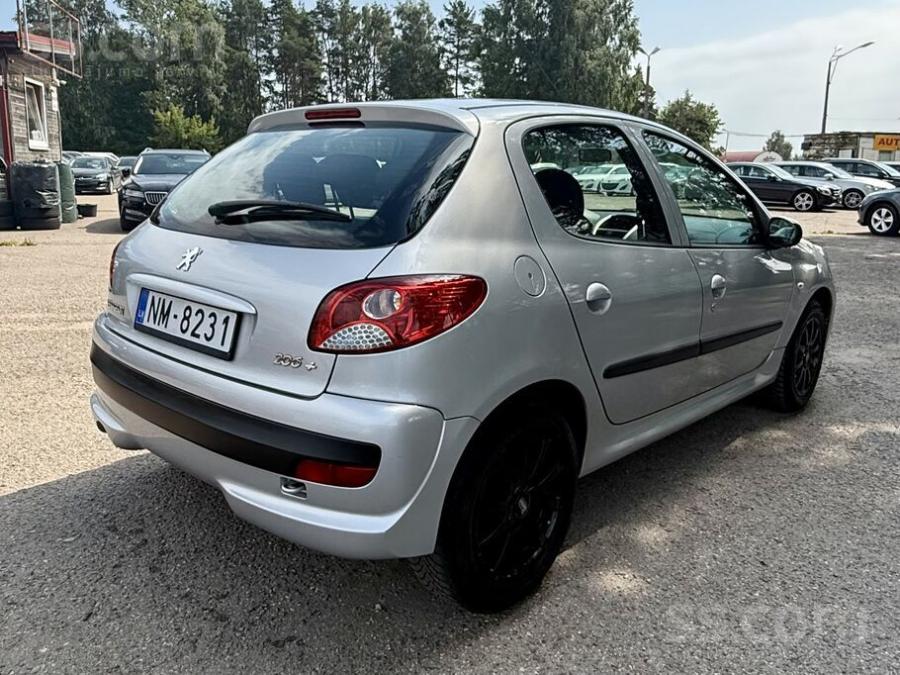 Pelēks Peugeot 206 2010 Rīga, ar dzinēja tilpumu 1.10 L un nobraukumu 0 tūkst. km par 2650 €, foto 9 vietnē AUTOMOTO.COM.LV