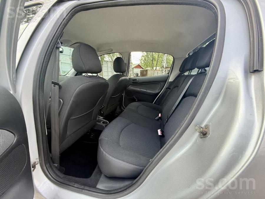 Pelēks Peugeot 206 2010 Rīga, ar dzinēja tilpumu 1.10 L un nobraukumu 0 tūkst. km par 2650 €, foto 19 vietnē AUTOMOTO.COM.LV