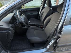 Grey Peugeot 206 2010 in Riga, with an engine capacity of 1.40 L and mileage of 118 thousand km for 2500 €, photo 10 on AUTOMOTO.COM.LV