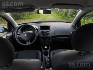 Grey Peugeot 206 2010 in Riga, with an engine capacity of 1.40 L and mileage of 118 thousand km for 2500 €, photo 12 on AUTOMOTO.COM.LV