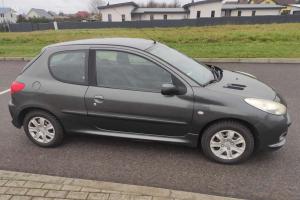 Pelēks Peugeot 206 2011 Klaipėda, ar dzinēja tilpumu 1.36 L un nobraukumu 124 tūkst. km par 1600 €, foto 4 vietnē AUTOMOTO.COM.LV