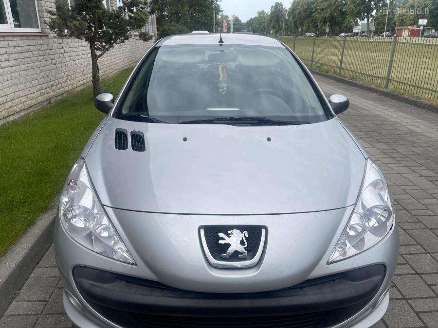 Pelēks Peugeot 206 2012 Marijampole, ar dzinēja tilpumu 1.50 L un nobraukumu 234 tūkst. km par 900 €, foto 4 vietnē AUTOMOTO.COM.LV
