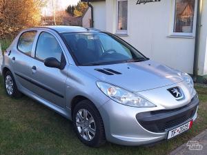 Pelēks Peugeot 206 2012 Mažeikiai, ar dzinēja tilpumu 1.40 L un nobraukumu 220 tūkst. km par 2150 €, foto  vietnē AUTOMOTO.COM.LV