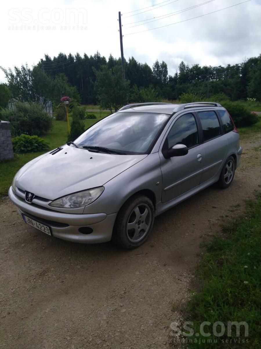 Grey Peugeot 206 2005 in Rezekne, with an engine capacity of 2.00 L and mileage of 261 thousand km for 750 €, photo 5 on AUTOMOTO.COM.LV