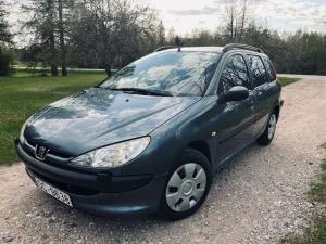 Pelēks Peugeot 206 2006 Cēsis, ar dzinēja tilpumu 1.40 L un nobraukumu 223 tūkst. km par 700 €, foto 2 vietnē AUTOMOTO.COM.LV