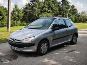 Peugeot 206 1999 in Jonava, with an engine capacity of 1.40 L and mileage of 193 thousand km for 650 €, photo 13 on AUTOMOTO.COM.LV