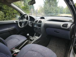 Peugeot 206 1999 in Jonava, with an engine capacity of 1.40 L and mileage of 193 thousand km for 650 €, photo 23 on AUTOMOTO.COM.LV