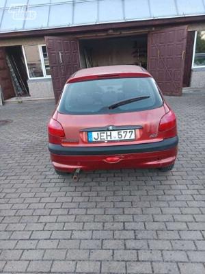Пежо 206 2000 в Тракай, объемом двигателя 1.40 л и пробегом 136 тыс. км за 850 €, фото 5 на AUTOMOTO.COM.LV