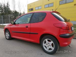 Peugeot 206 2001 Tartu, ar dzinēja tilpumu 1.40 L un nobraukumu 190 tūkst. km par 990 €, foto 3 vietnē AUTOMOTO.COM.LV