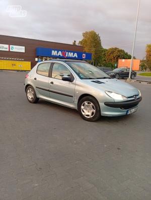 Peugeot 206 2001 in Vilnius, with an engine capacity of 2.00 L and mileage of 0 thousand km for 649 €, photo 7 on AUTOMOTO.COM.LV