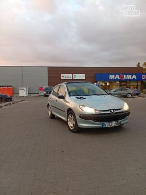Peugeot 206 2001 in Vilnius, with an engine capacity of 2.00 L and mileage of 0 thousand km for 649 €, photo 8 on AUTOMOTO.COM.LV