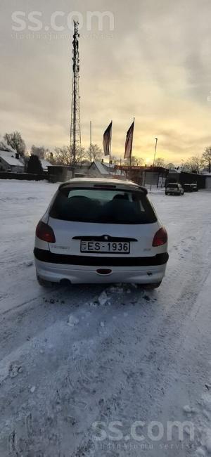 Peugeot 206 2003 Valka, ar dzinēja tilpumu 1.90 L un nobraukumu 123 tūkst. km par 700 €, foto 5 vietnē AUTOMOTO.COM.LV