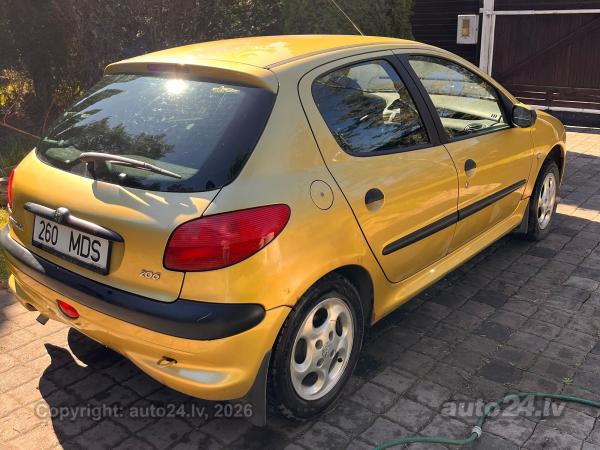 Пежо 206 2003 в Таллин, объемом двигателя 1.40 л и пробегом 108 тыс. км за 750 €, фото 3 на AUTOMOTO.COM.LV