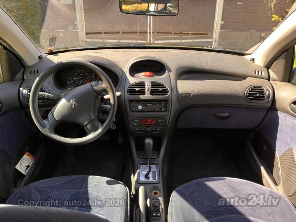 Пежо 206 2003 в Таллин, объемом двигателя 1.40 л и пробегом 108 тыс. км за 750 €, фото 6 на AUTOMOTO.COM.LV