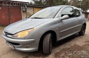 Peugeot 206 2004 in Ventspils, with an engine capacity of 1.40 L and mileage of 250 thousand km for 890 €, photo 3 on AUTOMOTO.COM.LV