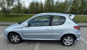 Peugeot 206 2004 in Ventspils, with an engine capacity of 1.40 L and mileage of 250 thousand km for 890 €, photo 4 on AUTOMOTO.COM.LV