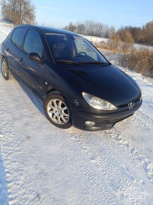 Peugeot 206 2004 in Jurbarkas, with an engine capacity of 2.00 L and mileage of 313 thousand km for 900 €, photo  on AUTOMOTO.COM.LV