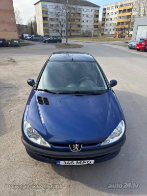 Peugeot 206 2004 Tallina, ar dzinēja tilpumu 1.40 L un nobraukumu 141 tūkst. km par 1250 €, foto 4 vietnē AUTOMOTO.COM.LV