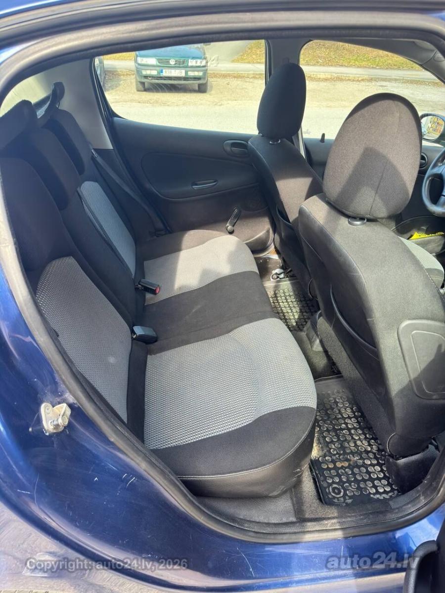 Peugeot 206 2004 Tallina, ar dzinēja tilpumu 1.40 L un nobraukumu 141 tūkst. km par 1250 €, foto 12 vietnē AUTOMOTO.COM.LV