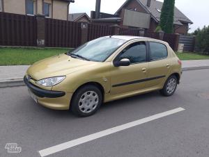 Peugeot 206 2004 in Vilnius, with an engine capacity of 1.40 L and mileage of 200 thousand km for 650 €, photo 5 on AUTOMOTO.COM.LV