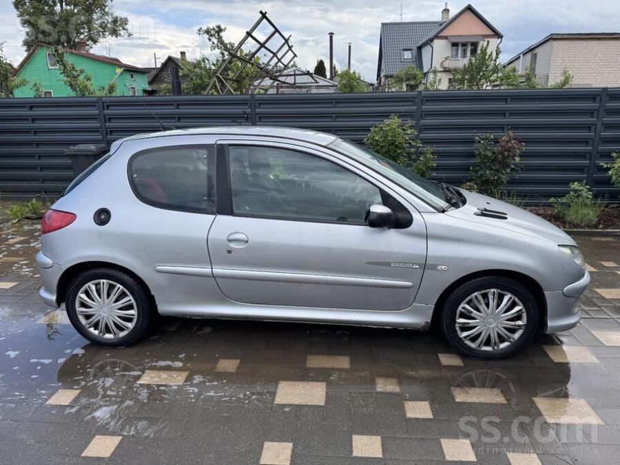 Peugeot 206 2005 Daugavpils, ar dzinēja tilpumu 1.60 L un nobraukumu 342 tūkst. km par 450 €, foto 1 vietnē AUTOMOTO.COM.LV