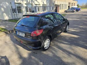 Peugeot 206 2005 Radviliškis, ar dzinēja tilpumu 1.40 L un nobraukumu 288 tūkst. km par 995 €, foto 4 vietnē AUTOMOTO.COM.LV