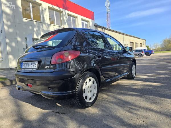Peugeot 206 2005 Radviliškis, ar dzinēja tilpumu 1.40 L un nobraukumu 288 tūkst. km par 995 €, foto 7 vietnē AUTOMOTO.COM.LV