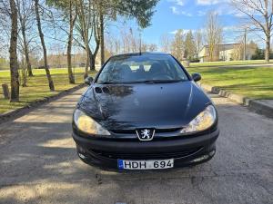 Peugeot 206 2005 Radviliškis, ar dzinēja tilpumu 1.40 L un nobraukumu 288 tūkst. km par 995 €, foto 10 vietnē AUTOMOTO.COM.LV