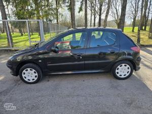 Peugeot 206 2005 Radviliškis, ar dzinēja tilpumu 1.40 L un nobraukumu 288 tūkst. km par 995 €, foto 13 vietnē AUTOMOTO.COM.LV
