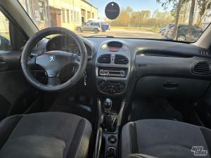 Peugeot 206 2005 Radviliškis, ar dzinēja tilpumu 1.40 L un nobraukumu 288 tūkst. km par 995 €, foto 18 vietnē AUTOMOTO.COM.LV